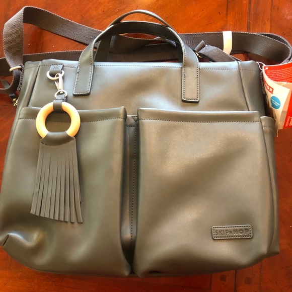 Skip Hop | Bags | Skip Hop Greenwich Diaper Bag With Changing Pad ...
